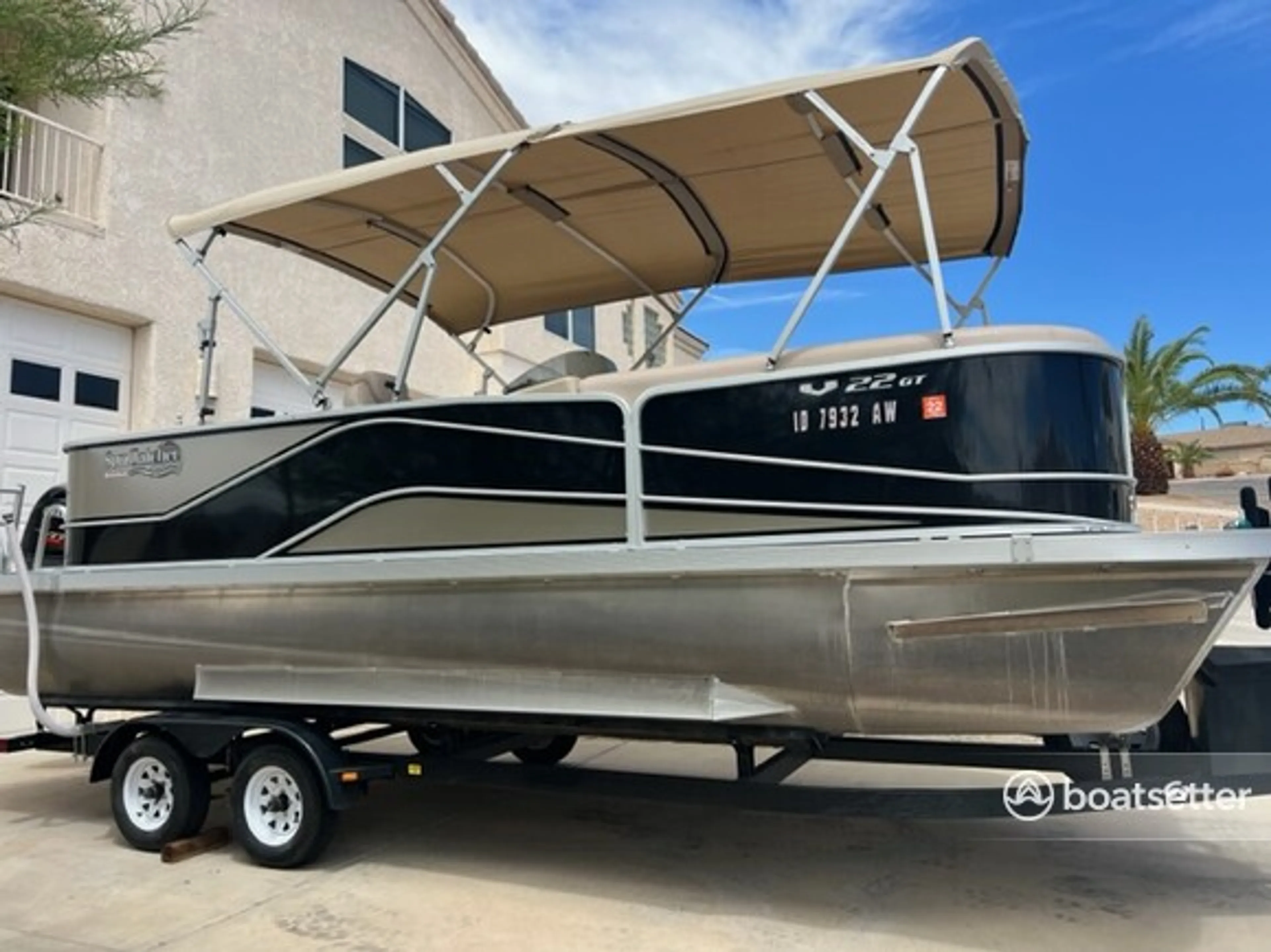 Rent a Suncatcher / G3 Boats V22 GT in Lake Havasu City, AZ on Boatsetter
